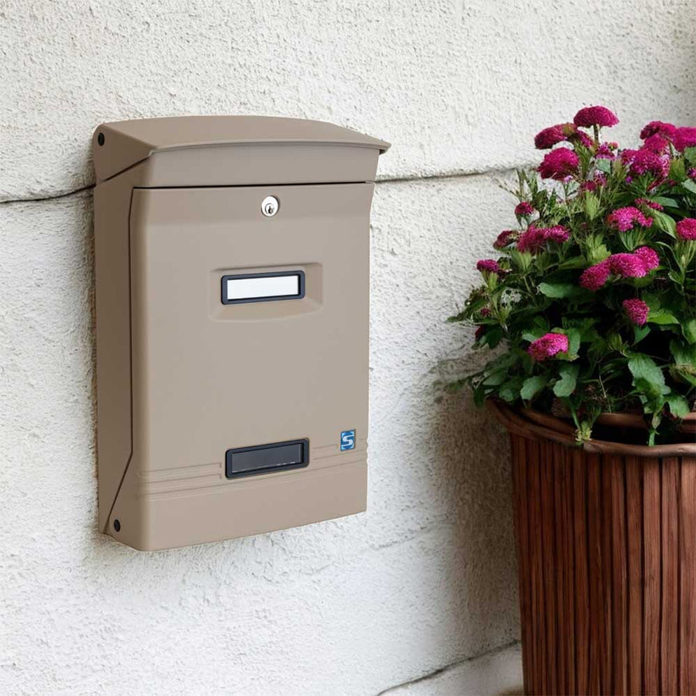 Wall Mounted Post Box Lockable Die-Cast Aluminium Moda Italiana Gioios ...